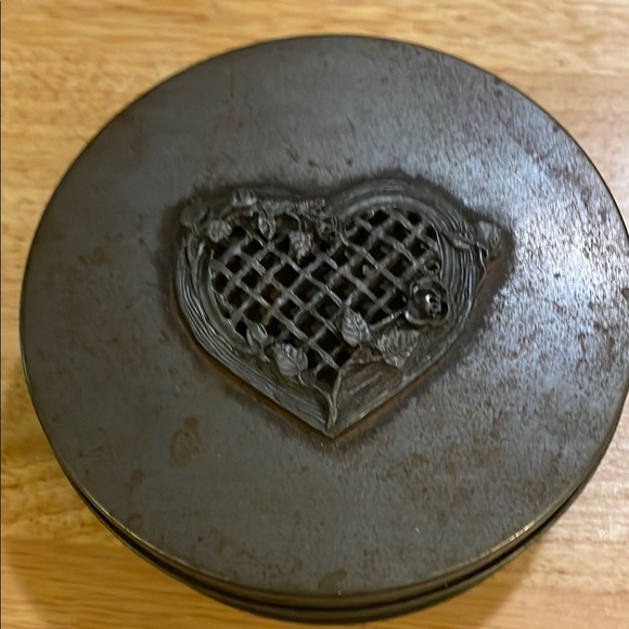 unbranded | Accents | Vintage Heart Design Metal Container | Poshmark